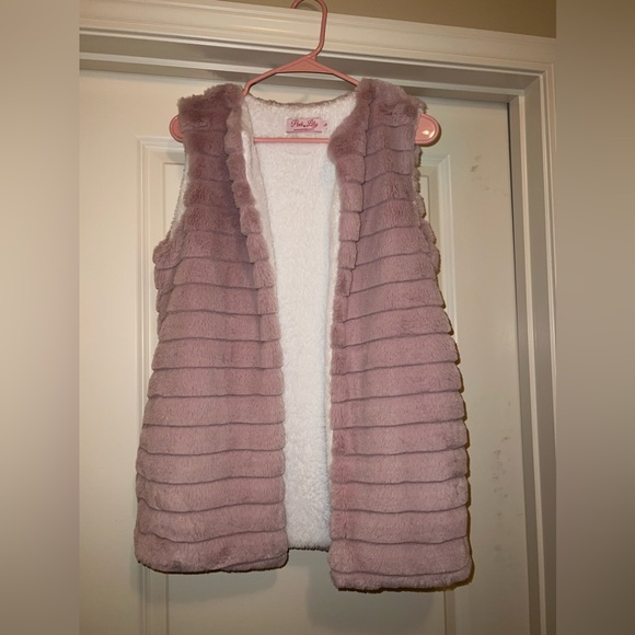 Pink Lily | Jackets & Coats | Pink Lily Faux Fur Dusty Pink Vest Size ...